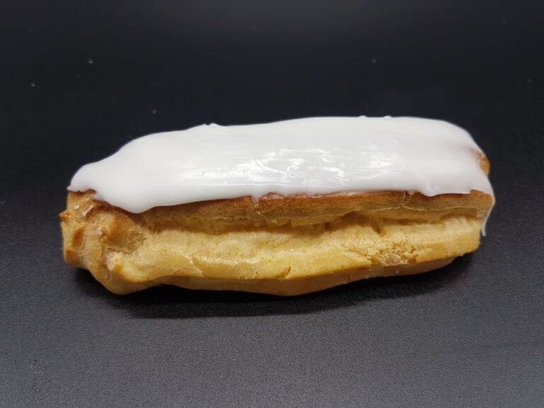 El Éclair: El Relámpago de la Pastelería Francesa | Pasteles y Pasteleria